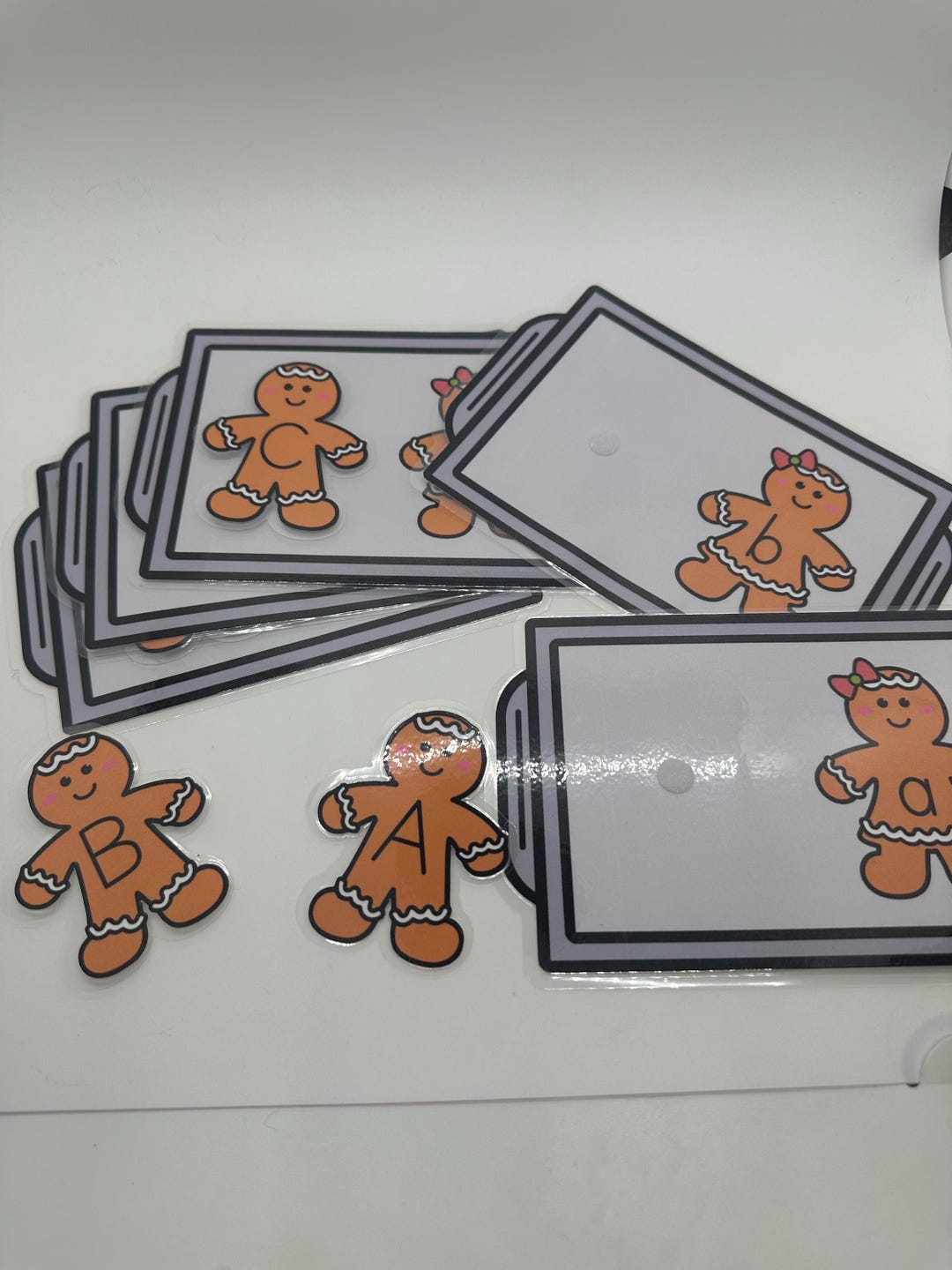 Gingerbread Cookie Letter Matching | Christmas Matching | Capital and ...