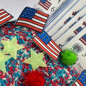 Fourth of July Veterans Day Sensory Bin | Preschool Patriotic Unit ...