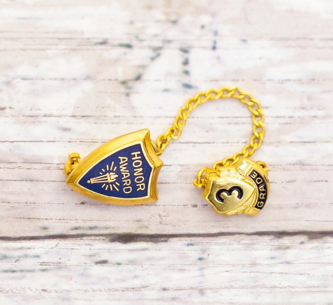 Vintage Gold Tone Honor Award Shield Pendant Chain Brooch - CB2 - Etsy