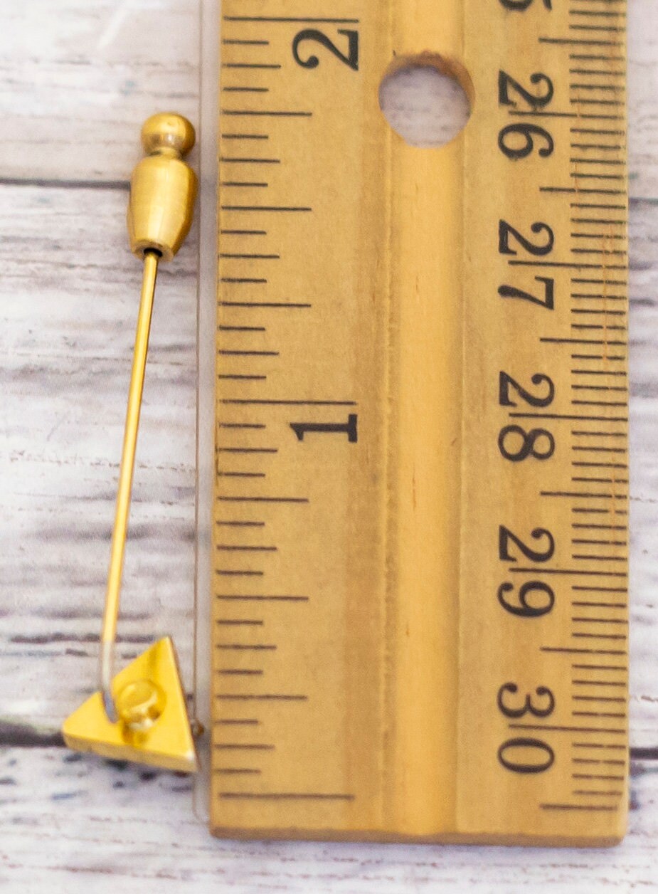 Vintage Gold Tone Geometric Pyramid Colorless Rhinestones Stick Pin CB7 ...