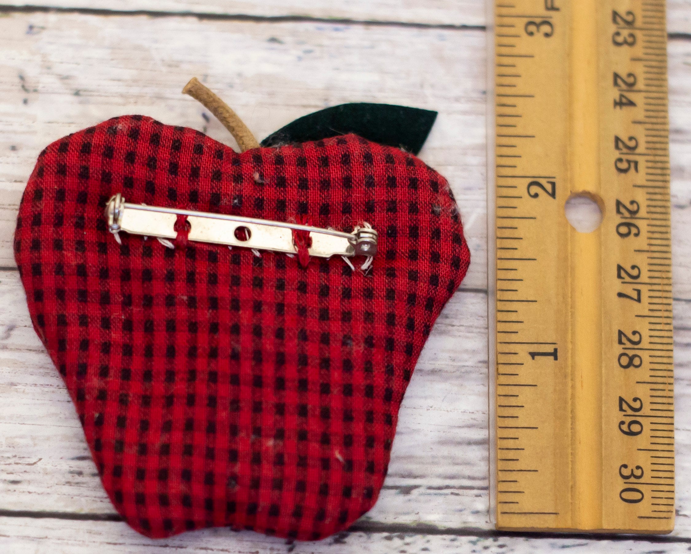 Vintage Checkered Red Apple Green Leaf Fabric Brooch CB9 - Etsy