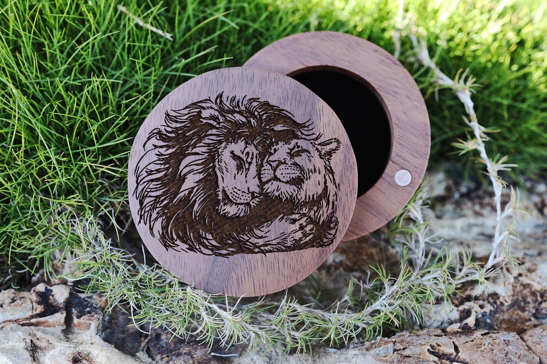 Lion Lioness Wedding Ring Box, Animal Engraved Ring Box, Lion Lover ...