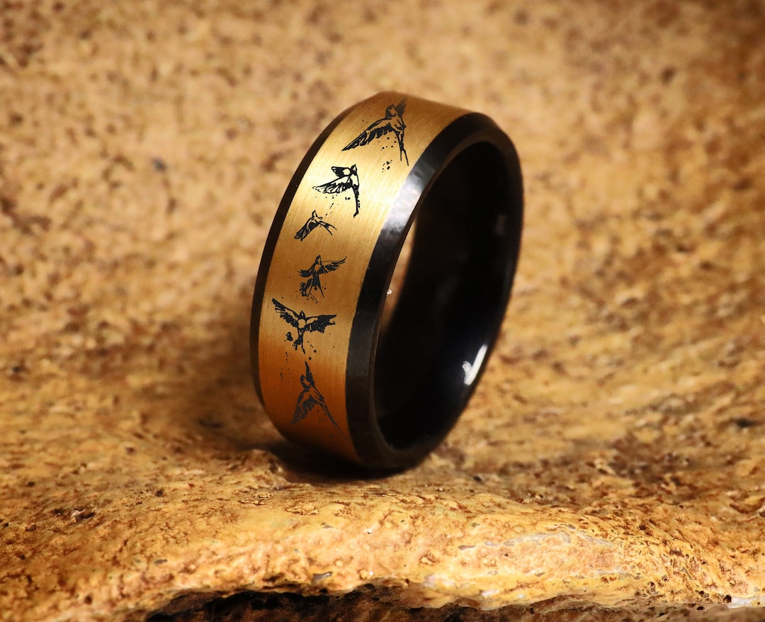Flying Birds Wedding Band, Dove Wedding Ring, Birds Jewelry, Feathered ...