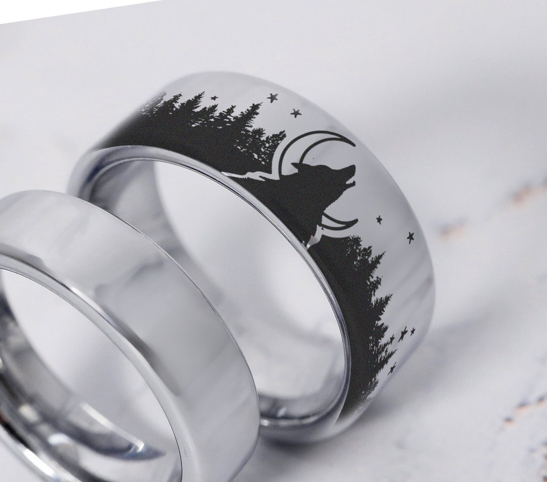Howling Wolf Wedding Ring, Wolves Wedding Band, Forest Tree Ring, Stars ...