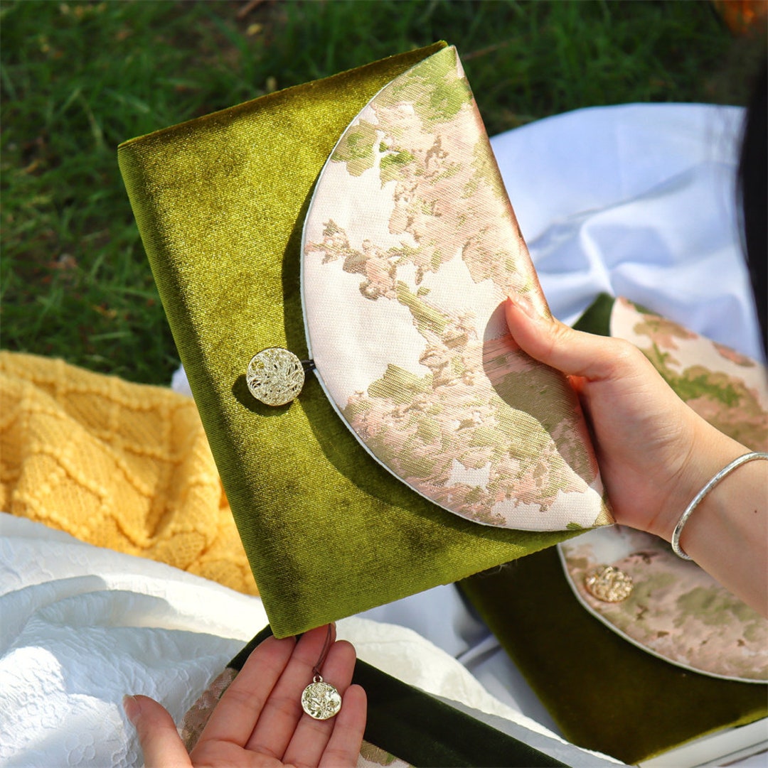 Adjustable Book Cover, Fabric Book Cover, Reusable Book Cover, Handmade ...