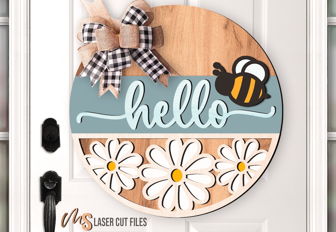 Hello Daisy Door Hanger SVG - Floral Welcome Sign Svg - Daisy Svg - Bee ...
