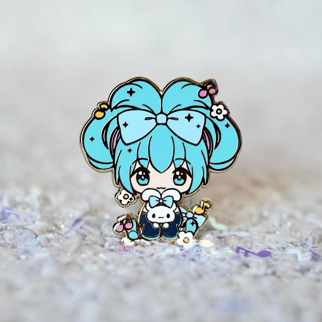 Cinnamon Roll Miku Enamel Pin / Vocaloid Hatsune Miku / Cute Anime ...