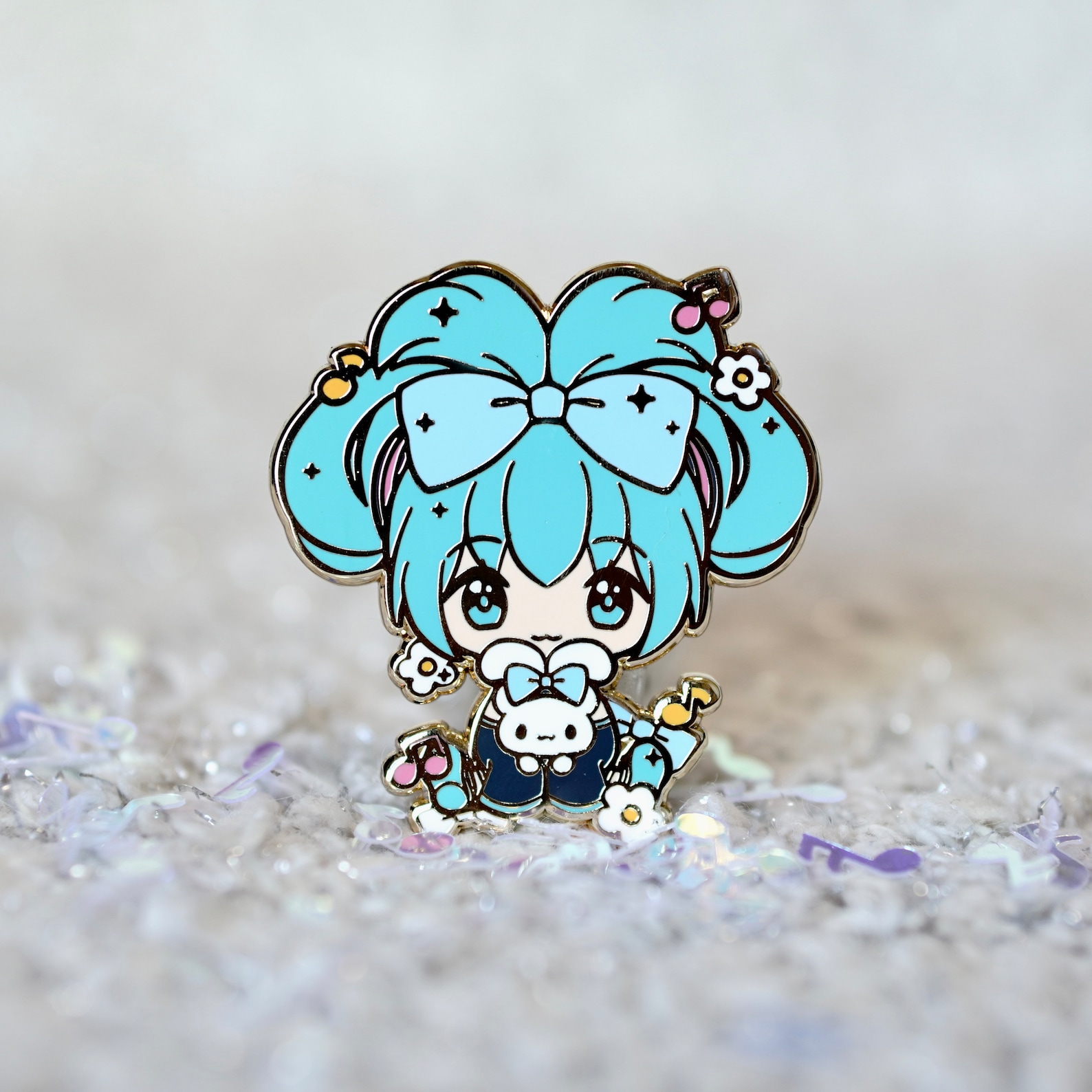 Cinnamon Roll Miku Enamel Pin / Vocaloid Hatsune Miku / Cute - Etsy