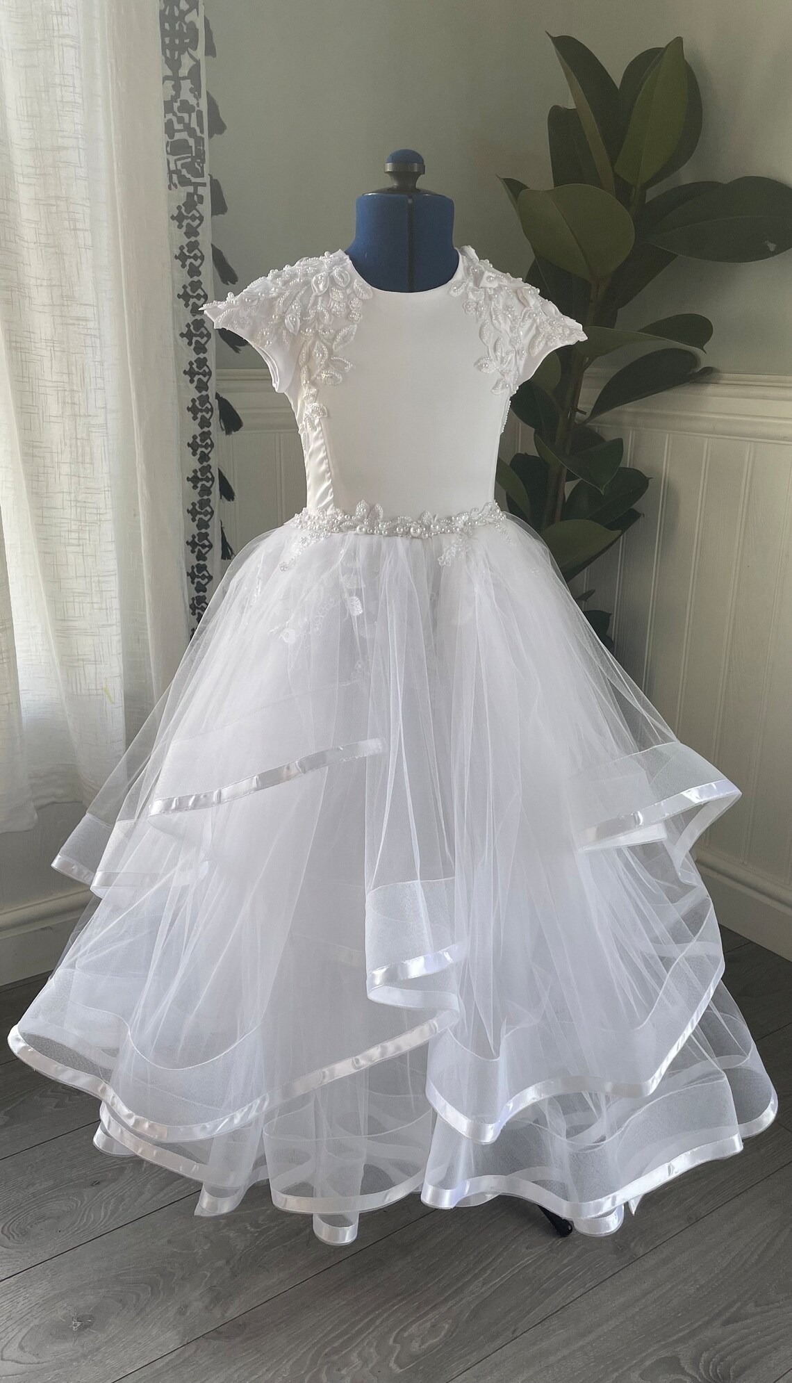 First Holy Communion, Flower Girls Dress - Etsy