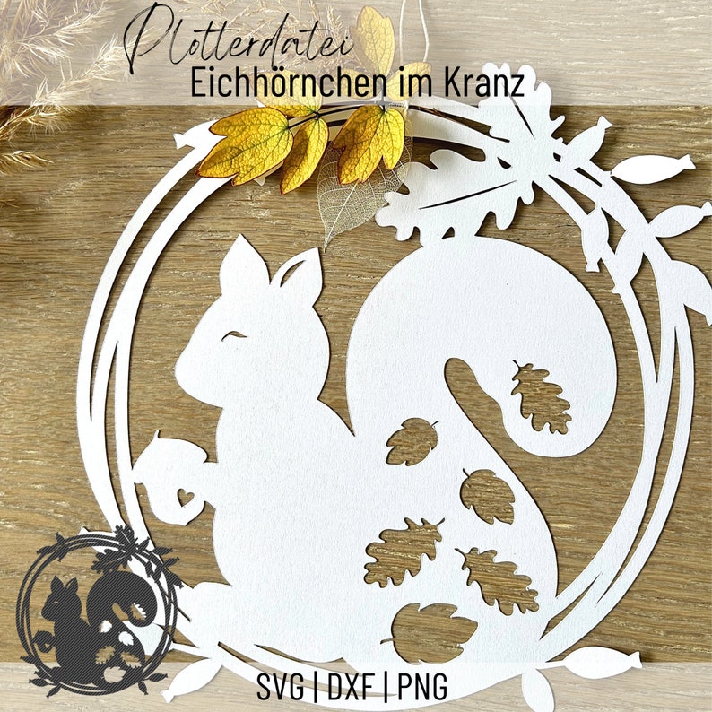 Plotterdatei SVG PNG DXF Herbst Eichhörnchen im Kranz - Etsy.de