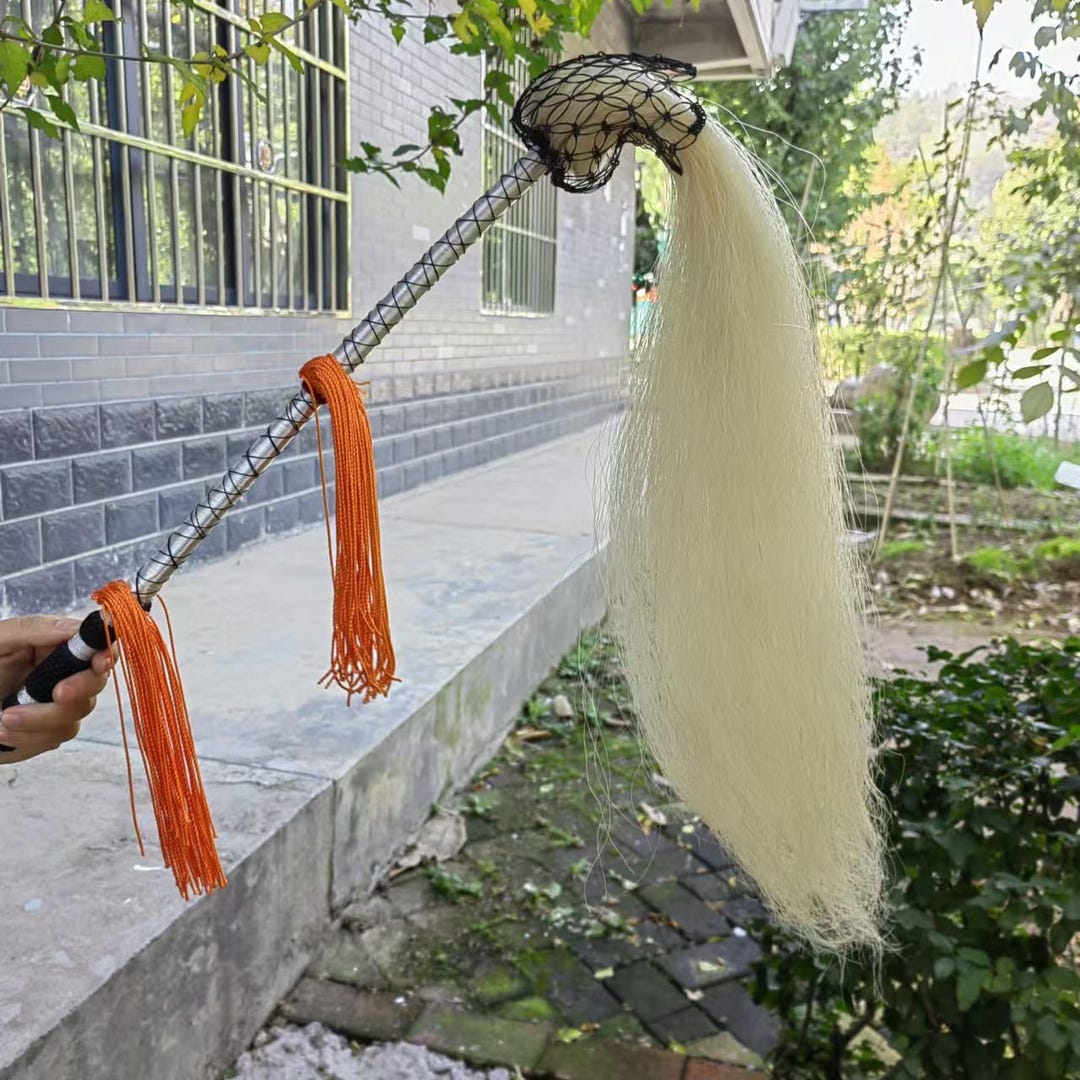 Natural White Real Horse Tail Buddha Dust Props Wood Handle Horsetail ...