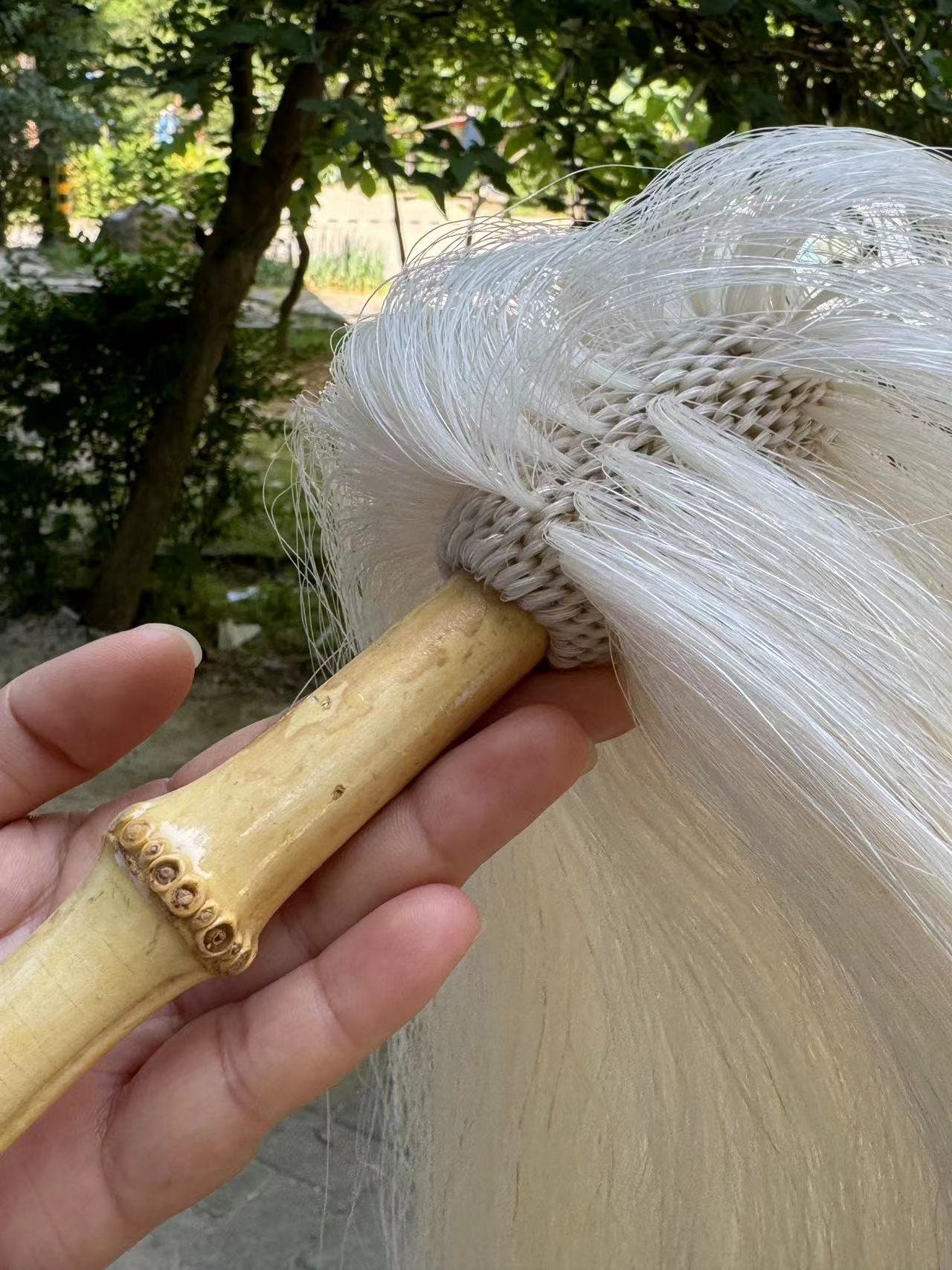 Natural White Horse Tail, Fly Whisk Duster, Wood Handle Horsetail ...