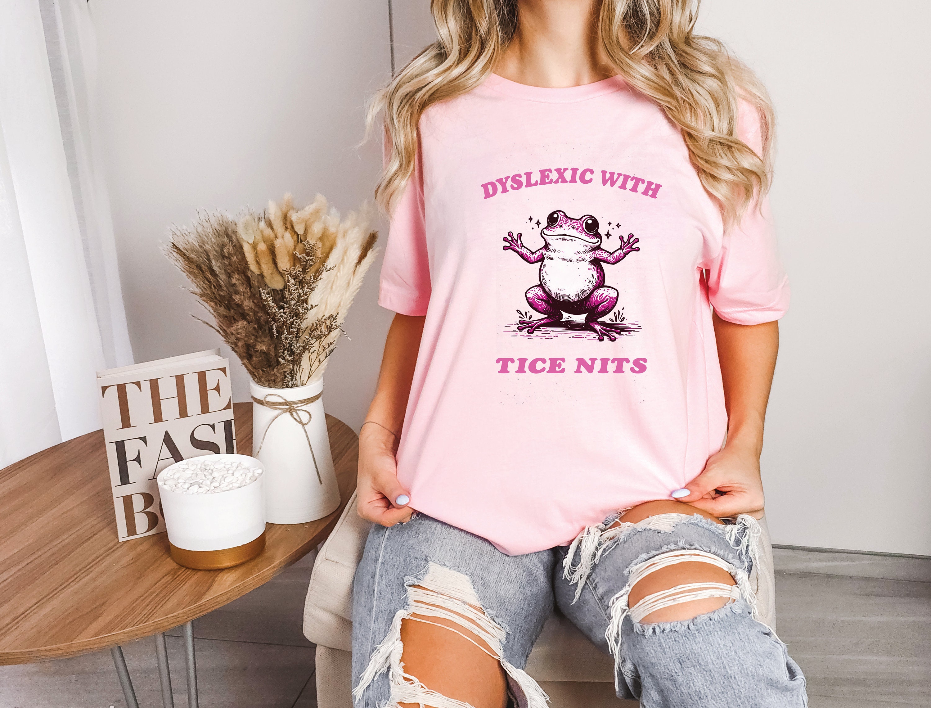 Funny Frog Dyslexia Meme Shirt, Y2k T-shirt, Dumb Graphic Tee ...