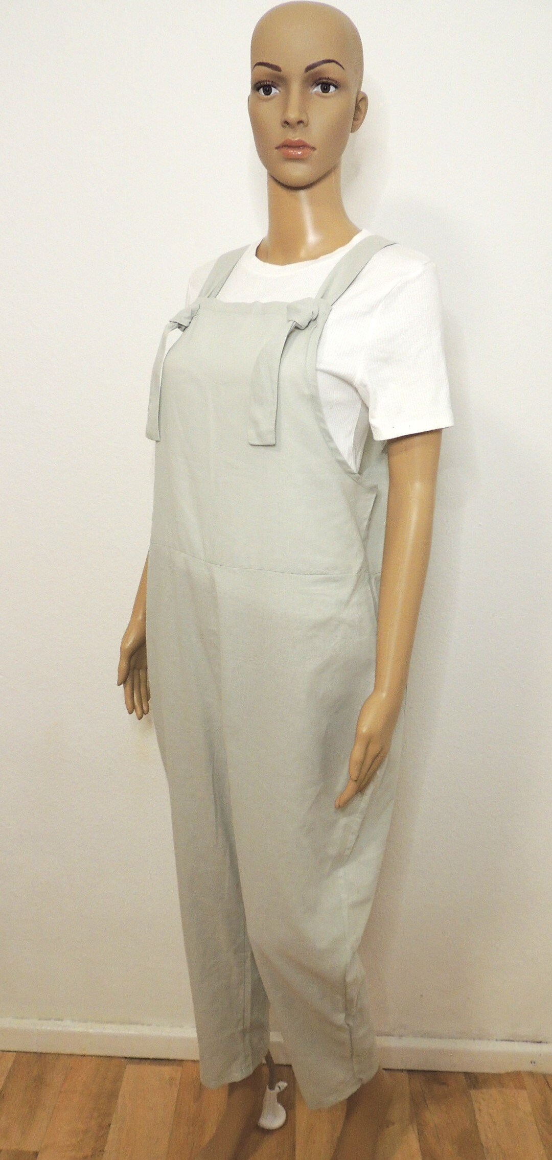 Summery Fabric Overall With Straps to Tie Bib Pants With Rear Pockets ...