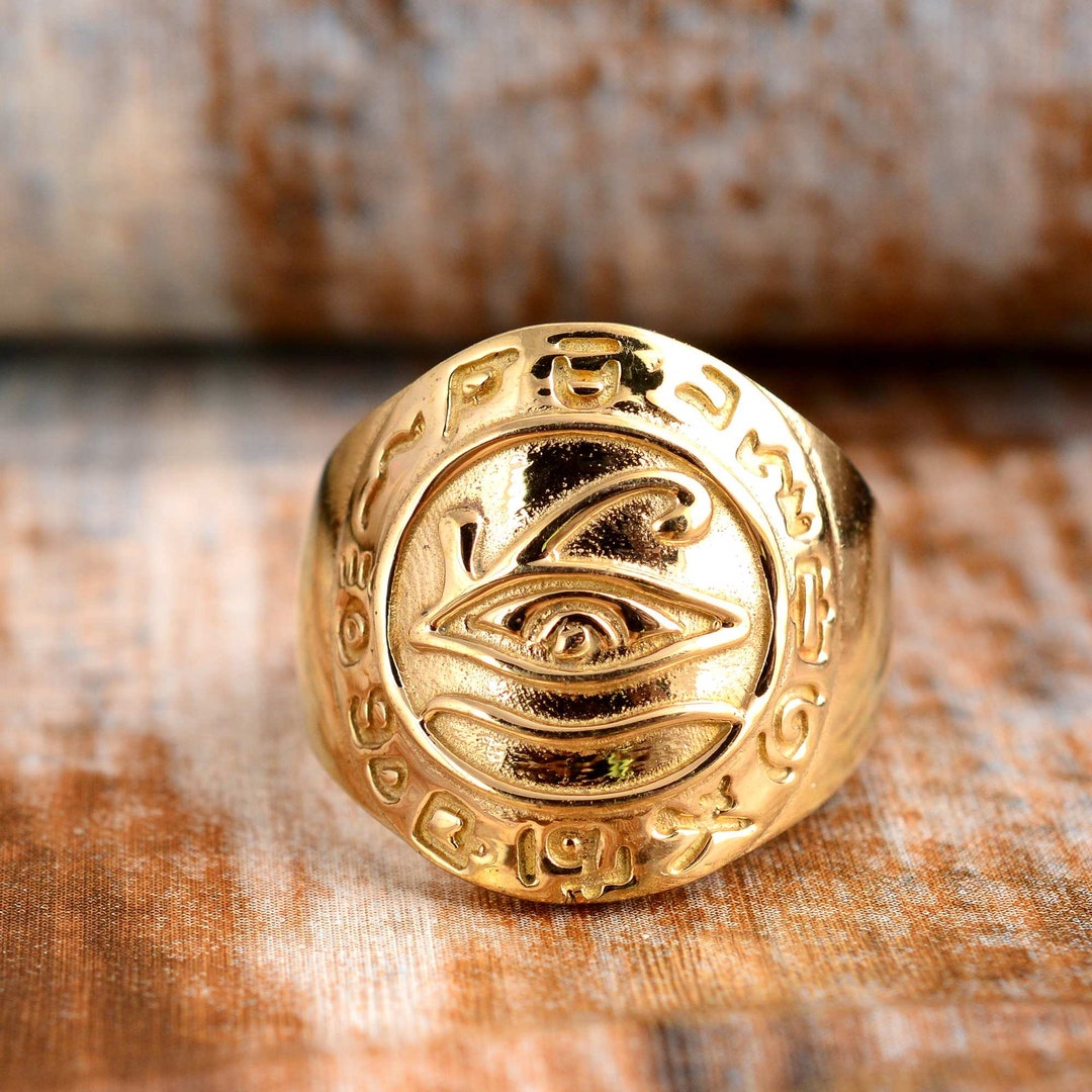 Gold Brass Eye of Horus Ring, Egyptian Protection Ring, Ornate Signet ...