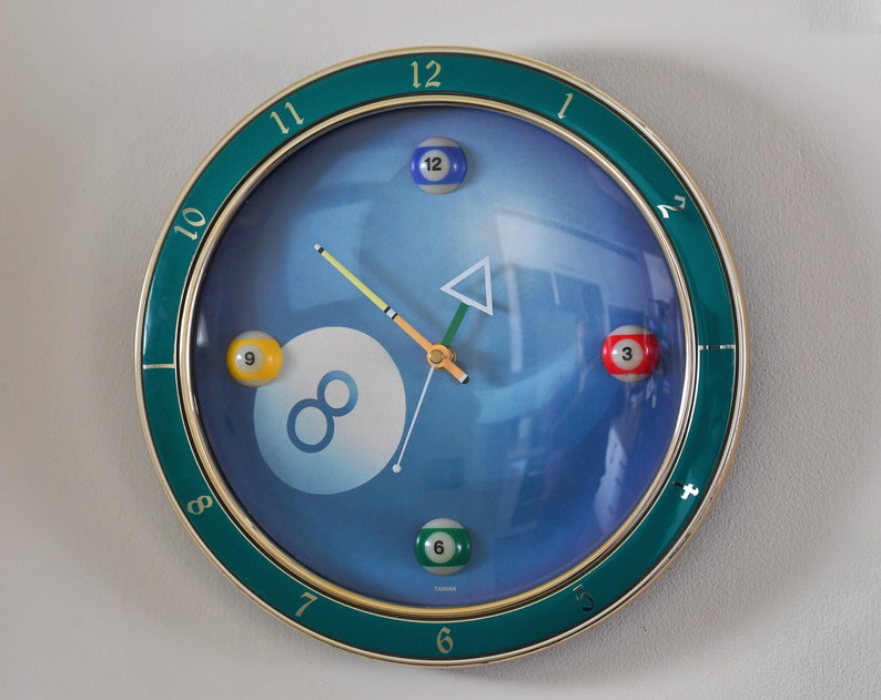 Classic 1980's Games Room Quartz Wall Clock Great Gift for Billiards ...