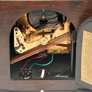 Smiths Art Deco Westminster Chiming Electric Mantel Clock With Square ...