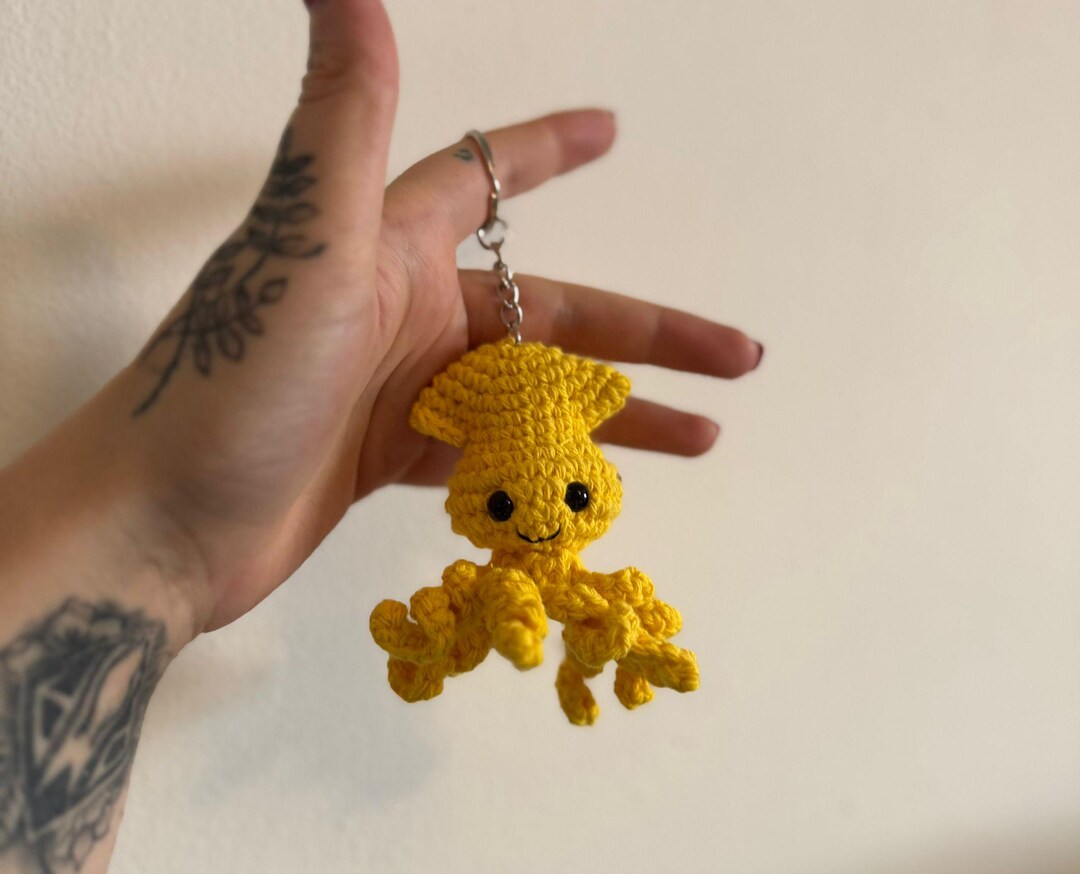 Squid Keyring, Squid Keychain, Squid Gift, Cute Keyring, Crochet ...