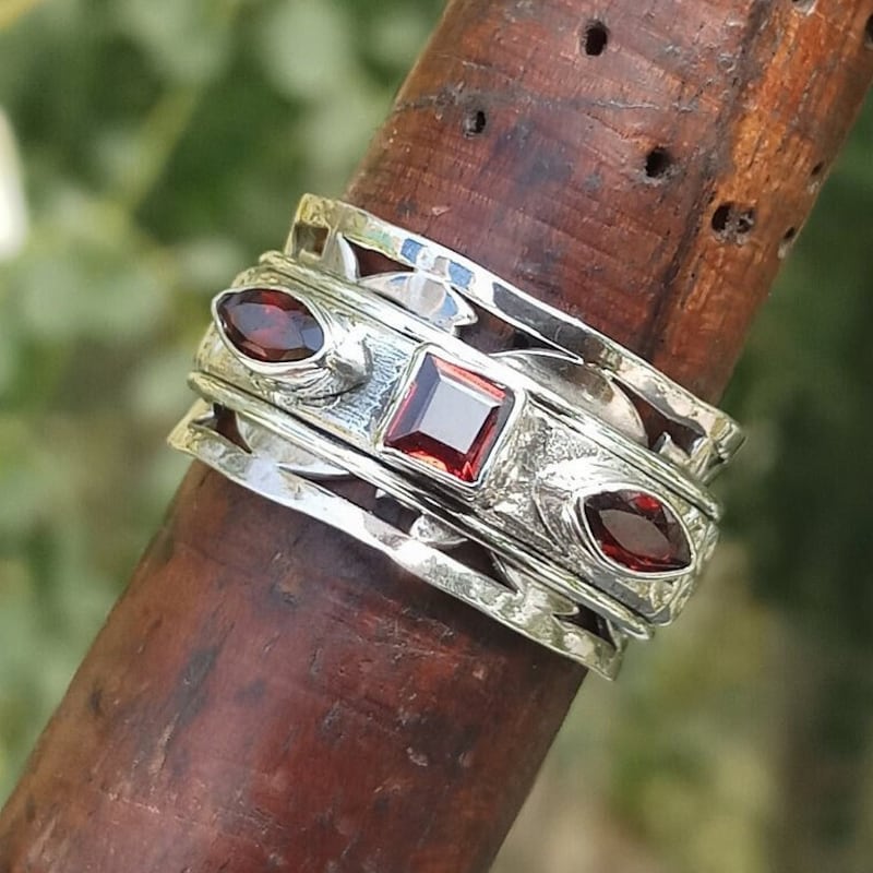 Spinner Band Ring - Etsy