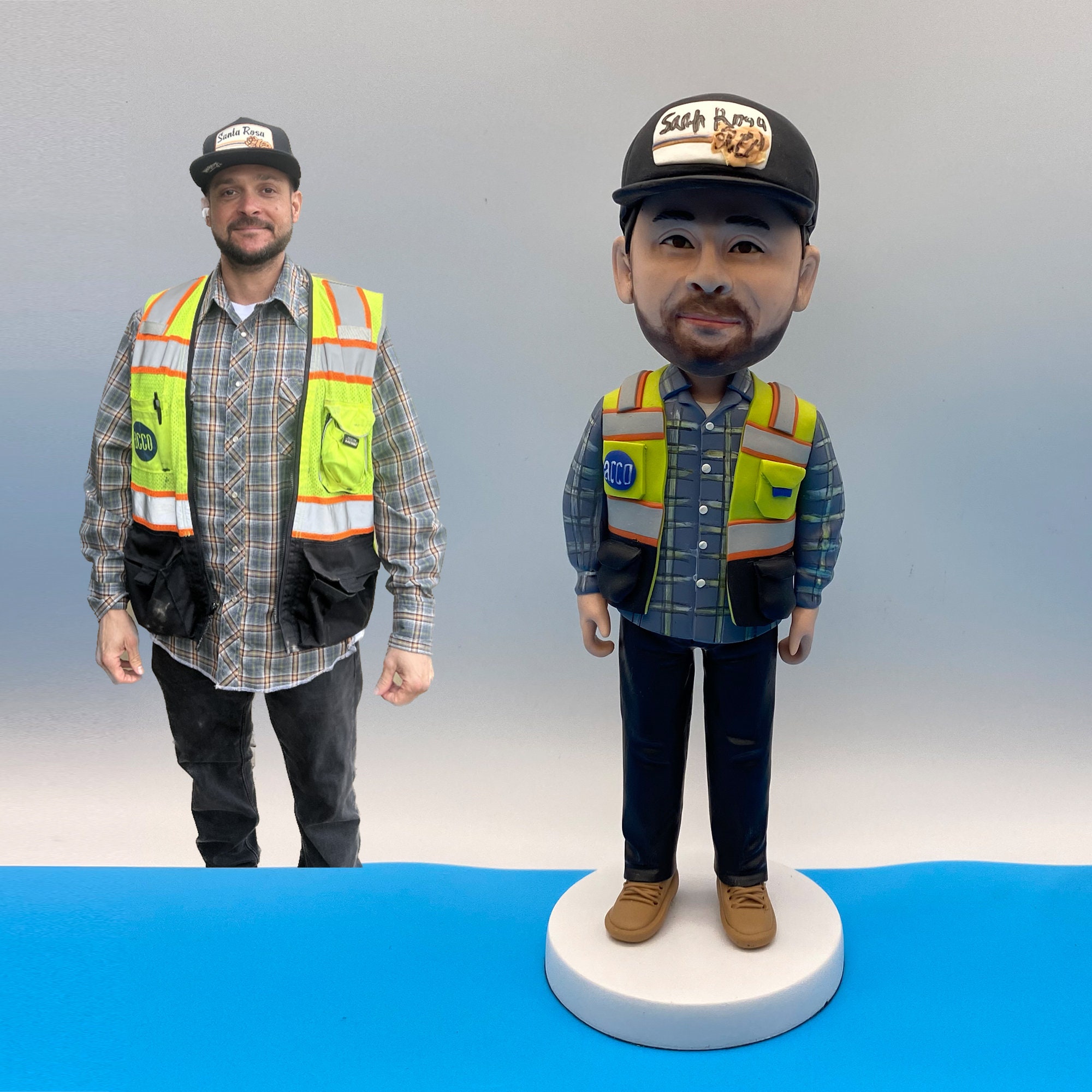 Cusotom Bobbleheads Based on Photo gift Ideas for Mencake Toppergift ...