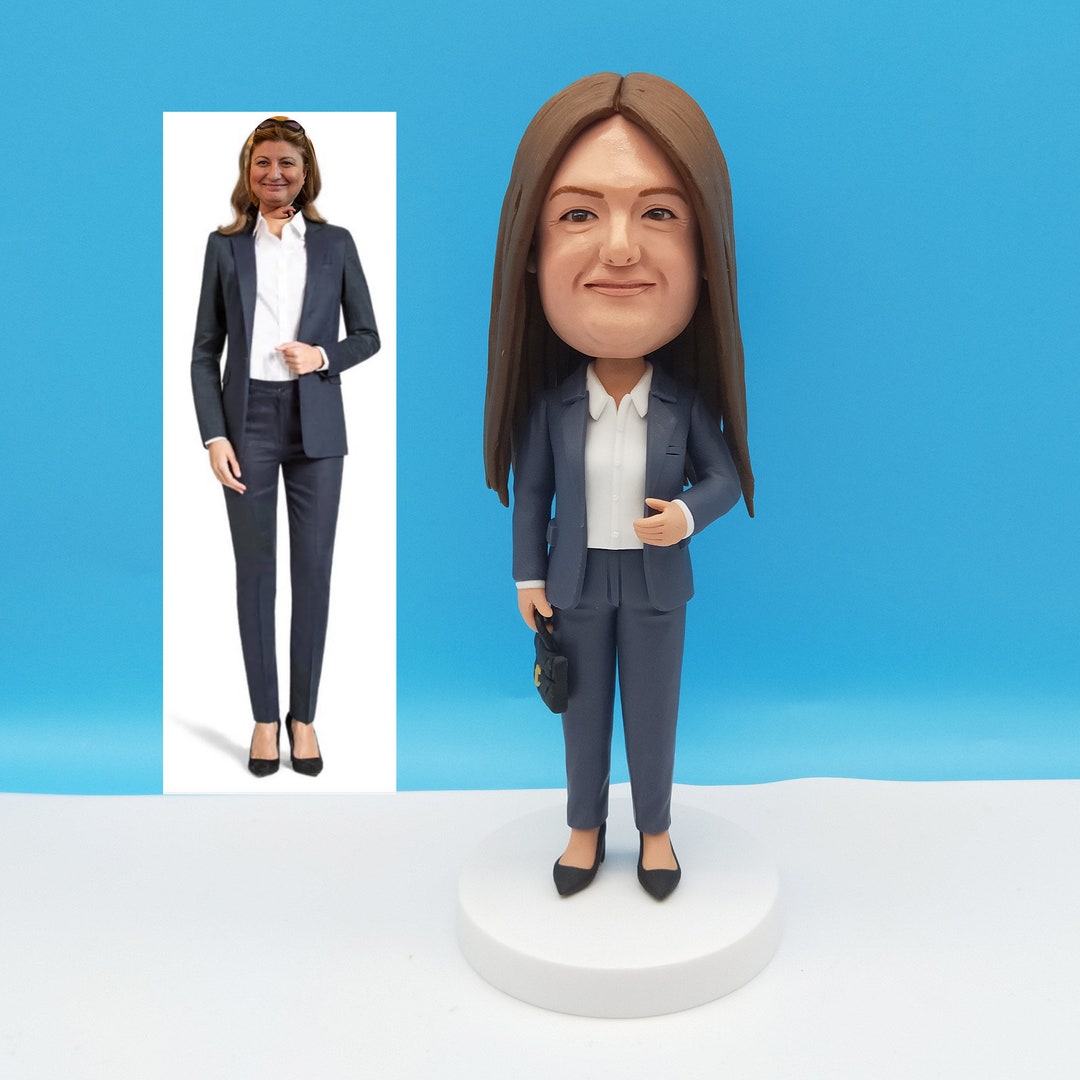 Custom Bobbleheads: Casual Woman Fully Customizable Bobbleheads for ...