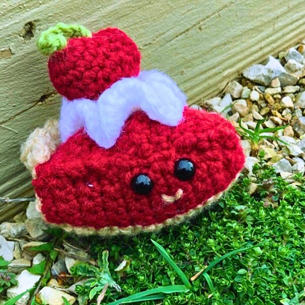 Crochet Cherry Pie - Etsy