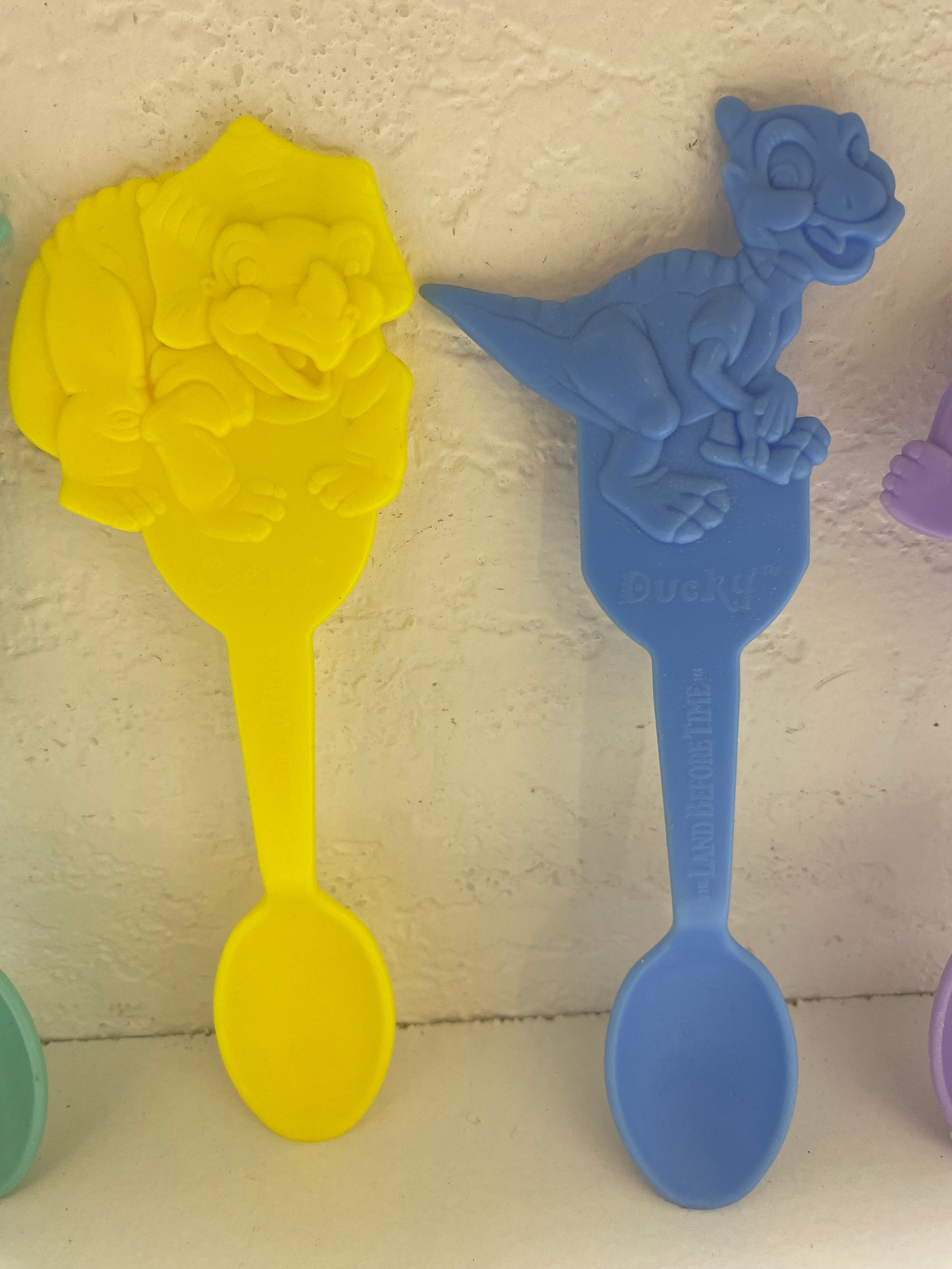 Vintage 1998 Land Before Time Dairy Queen Spoon Set of Five Ducky Spike ...