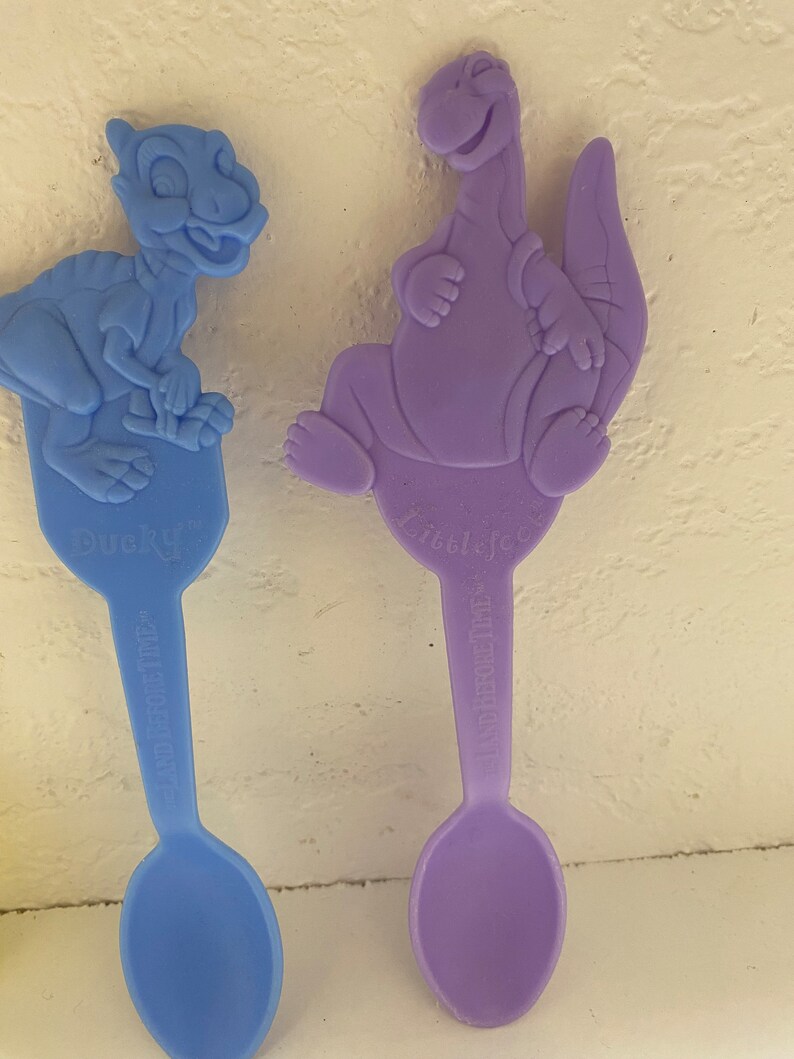 Vintage 1998 Land Before Time Dairy Queen Spoon Set of Five Ducky Spike ...