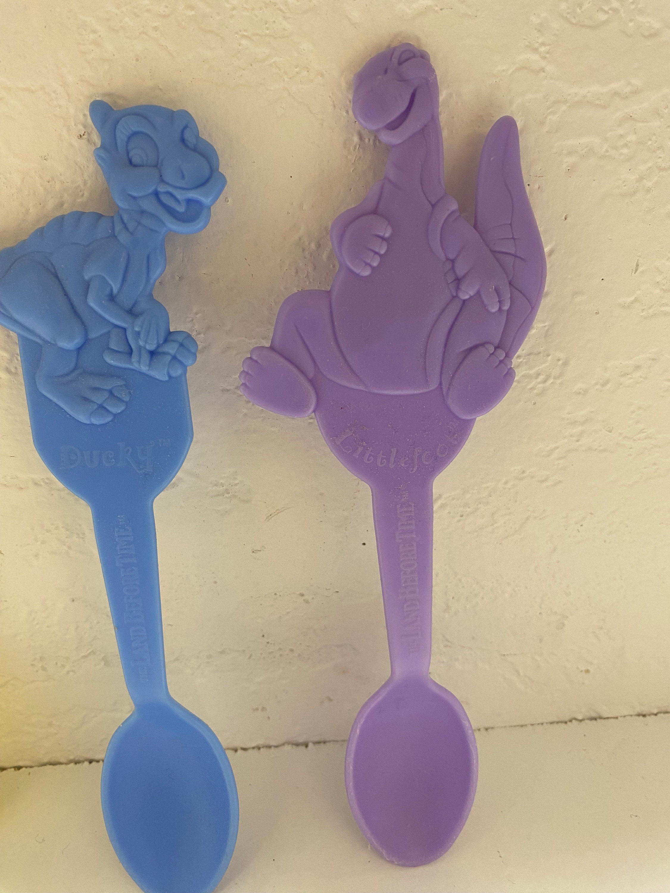 Vintage 1998 Land Before Time Dairy Queen Spoon Set of Five Ducky Spike ...