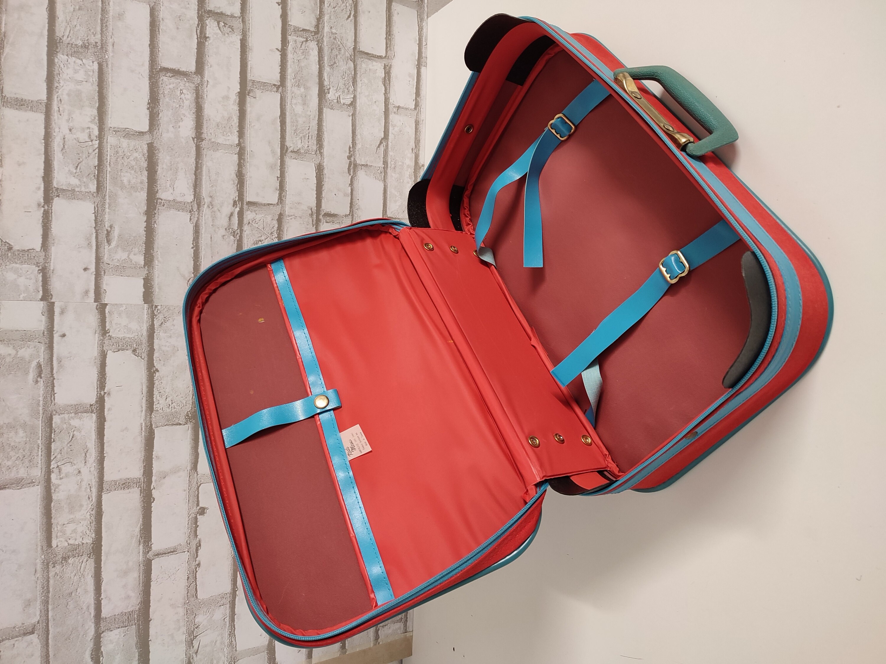 Garfield, Kids Luggage, Red, Garfield 1978, Cartoon Garfield, Garfield ...