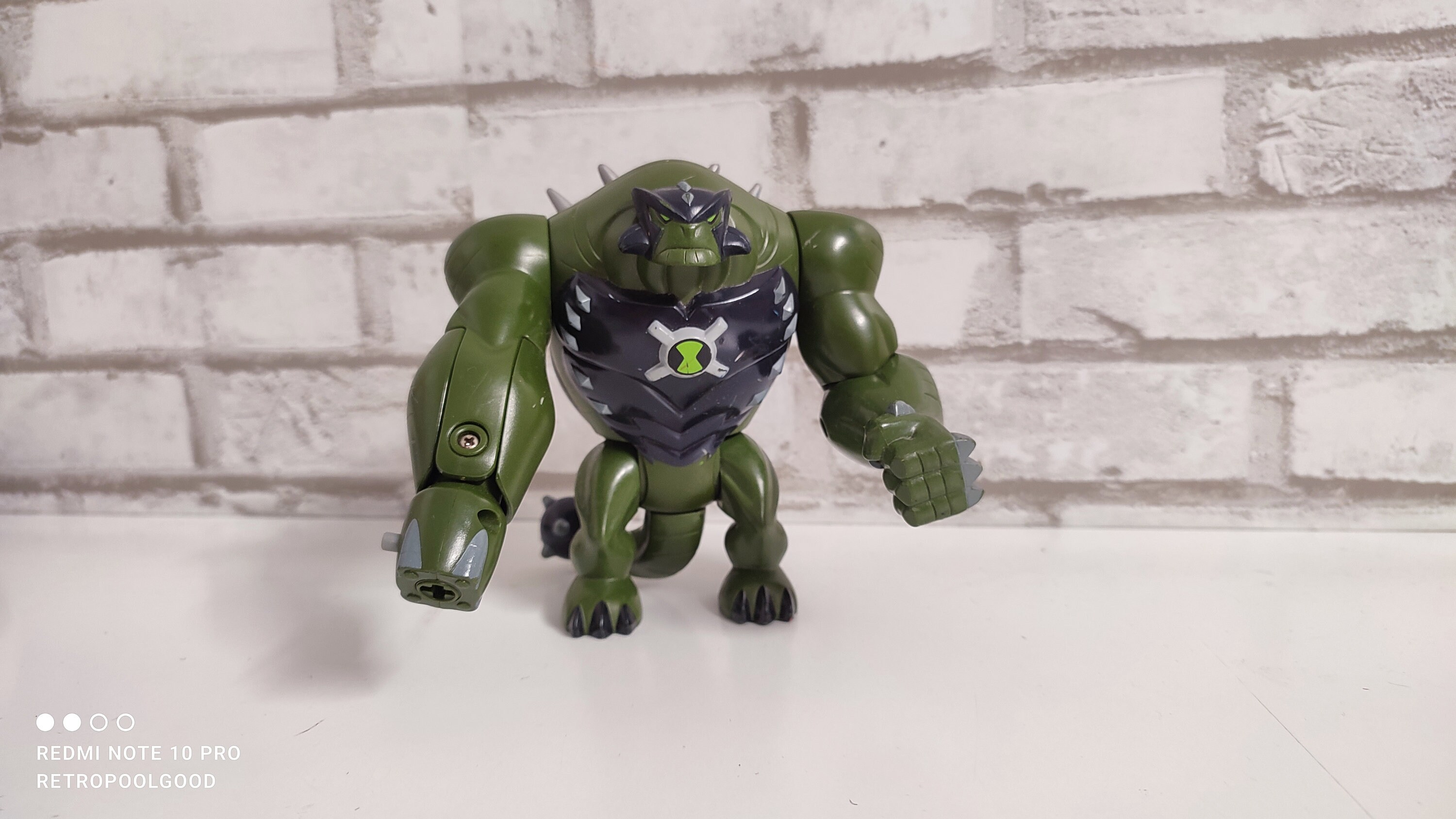 Ben 10 Ultimate Alien Ultimate Humungousaur Toy