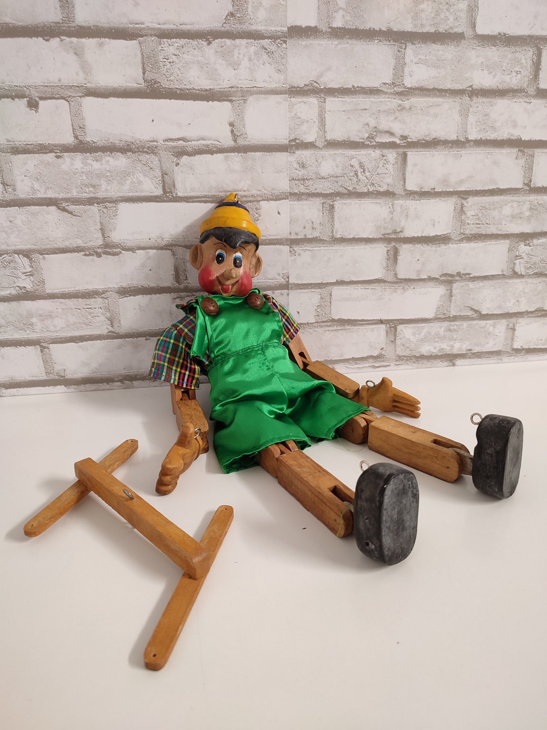 Pinocchio Marionette Puppet, Pinocchio Wooden Hand Curved String Puppet ...