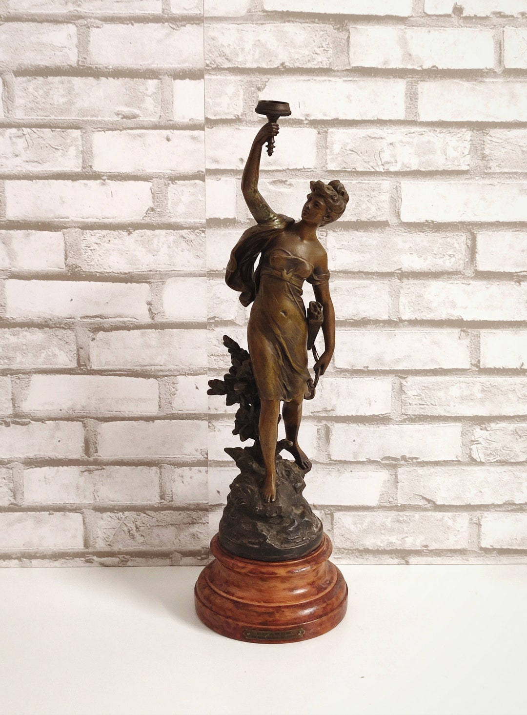 Antique Mathurin Moreau Artemis / Diana Déesse Chasse, Art Déco ...