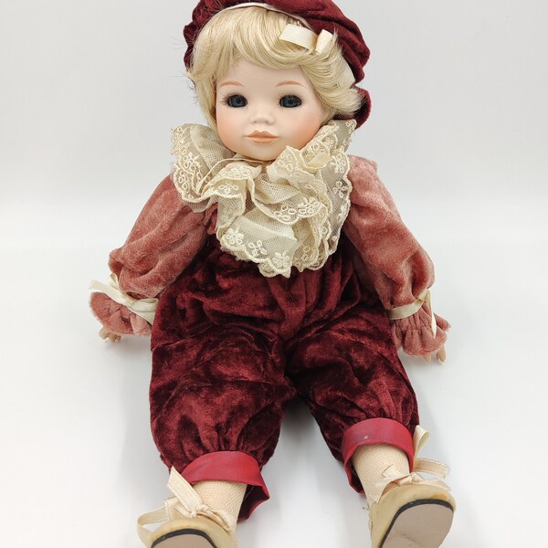 Mundia Doll - Etsy