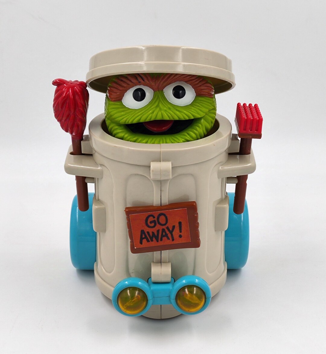 Vintage Sesame Street Oscar's Trash Can Battery Operated Toy, Oscar the ...