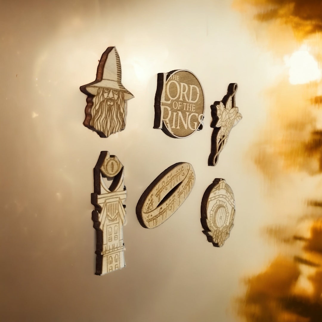 Set of 6 Lord of the Rings Wooden Magnets & Pins Exclusive Brooch ...