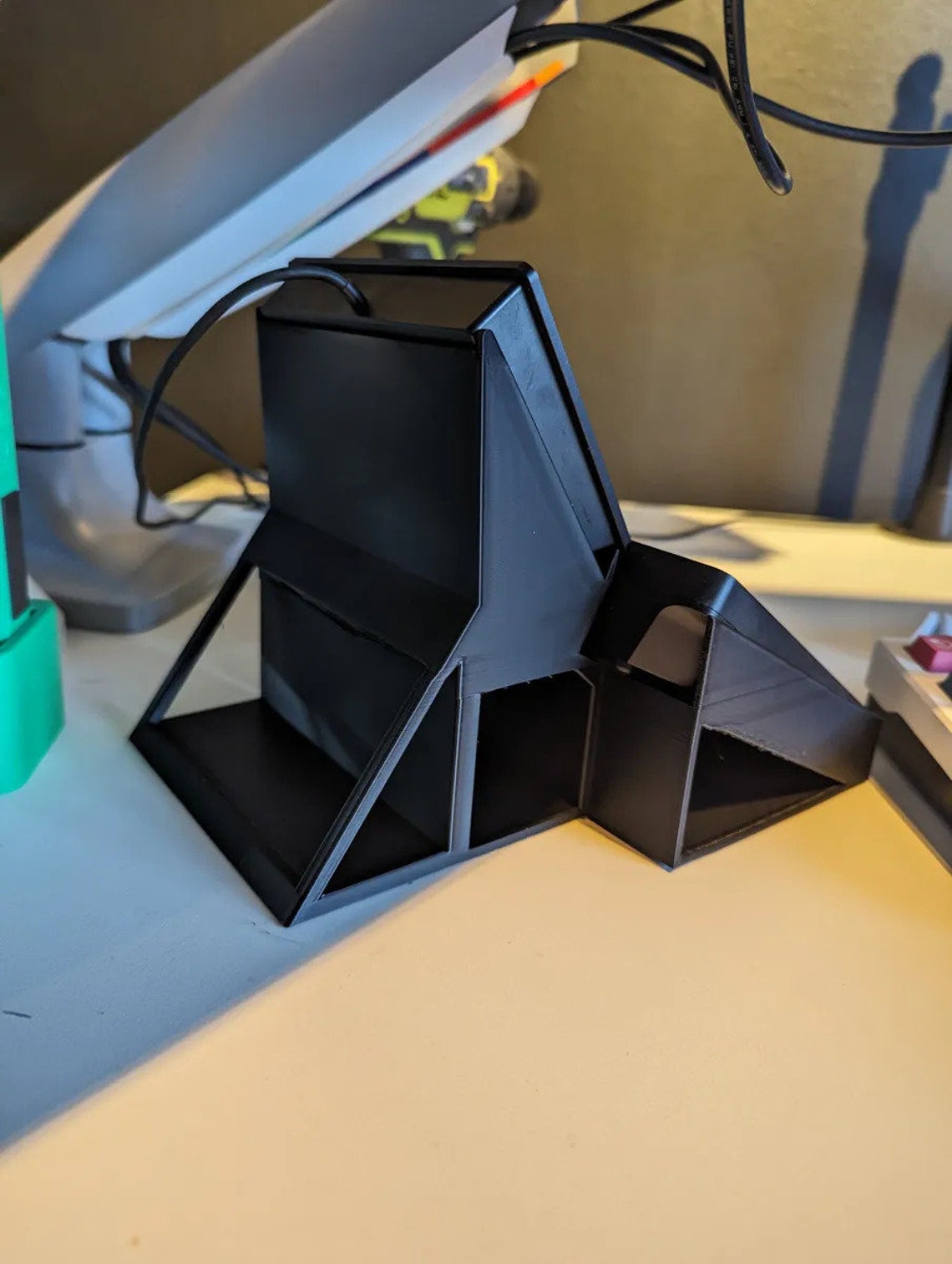 Dual Vertical Holder for Elgato Stream Deck XL & MK1: Content Creator ...