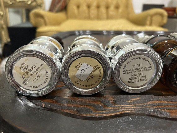 6 Vintage 60's Avon CHESS Figures Perfume Bottles 5 E… - Gem