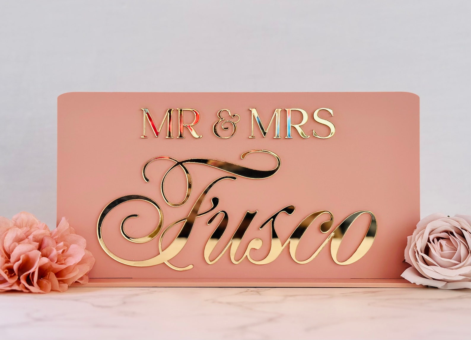 Wedding Head Table Rounded Rectangular Sweetheart Table Sign Mr and Mrs ...