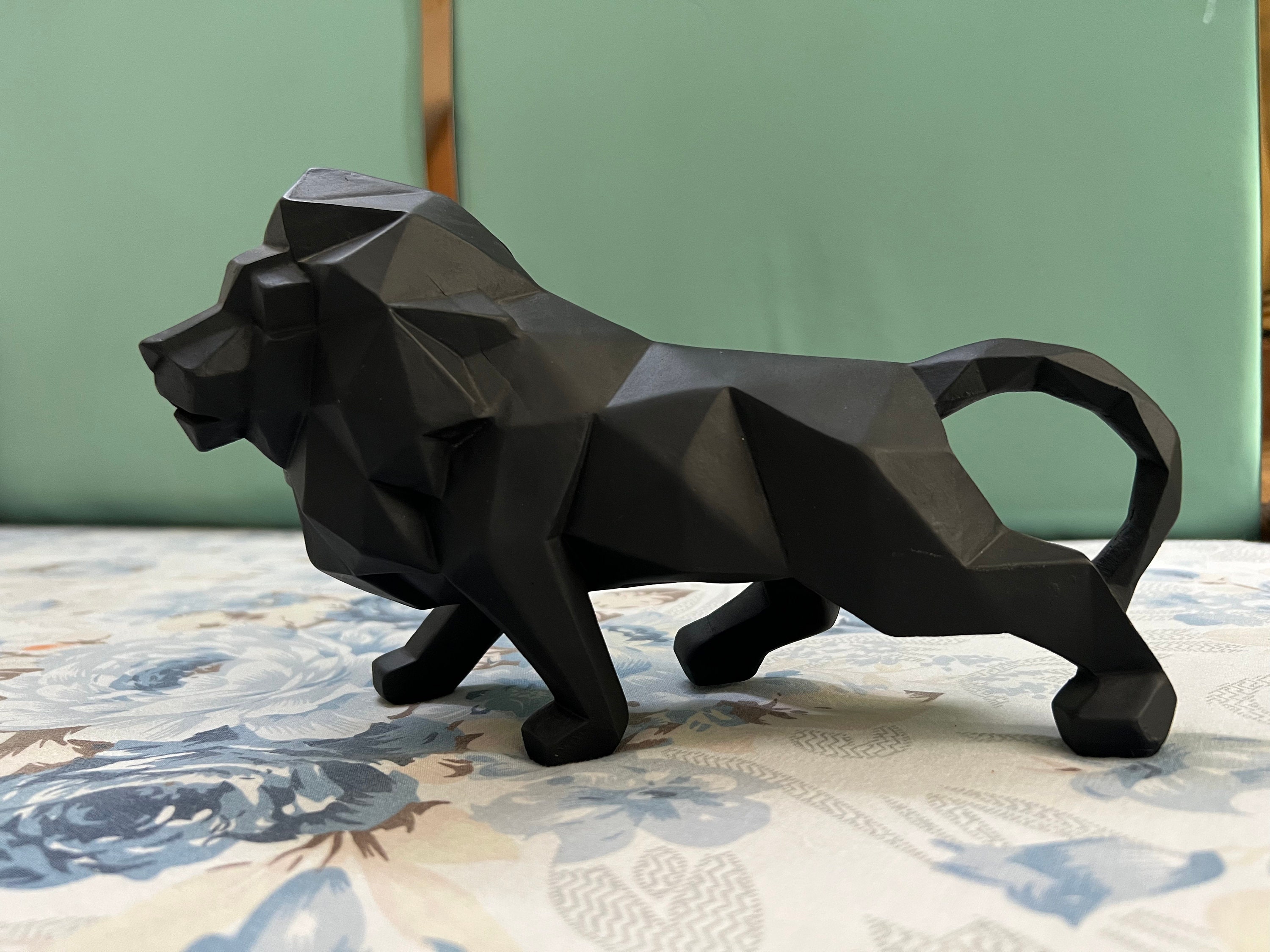 Decorative Lion Figurine Design Lion Statue Geometric Decorative ...