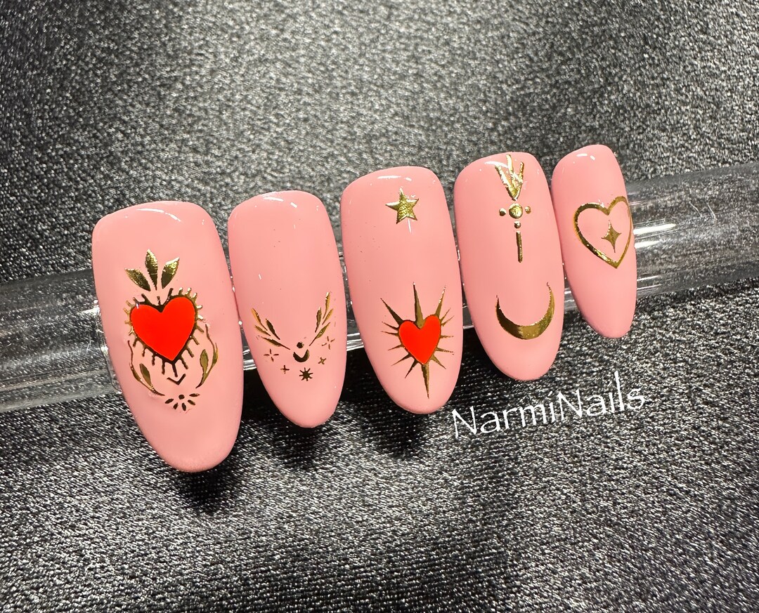 Nude Moon Star Heart Presson Nails, Celestial Medium Oval Round Nails, Gold Moon Star Heart Glam ...