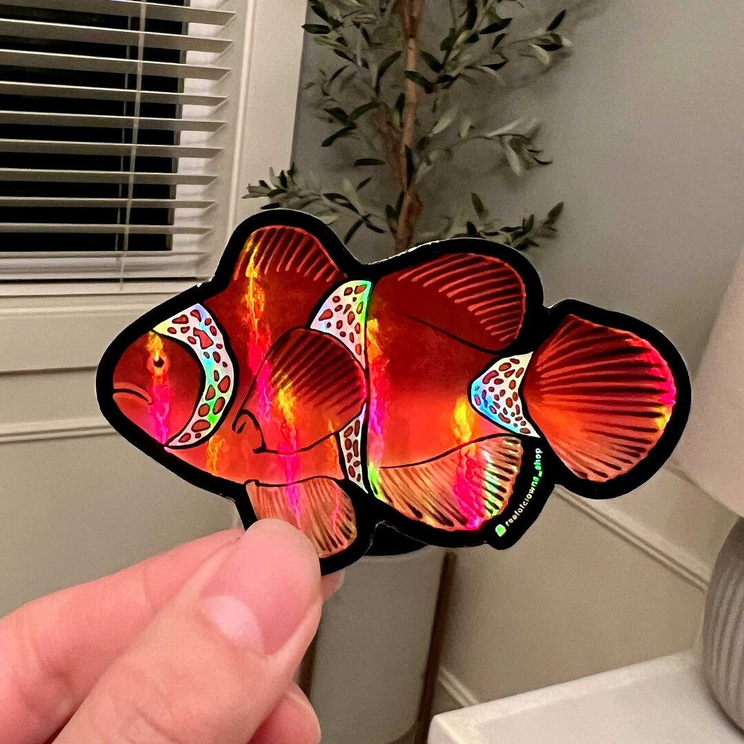 Maroon Clownfish (holographic) | Fish Art Sticker | Aquarium Art ...