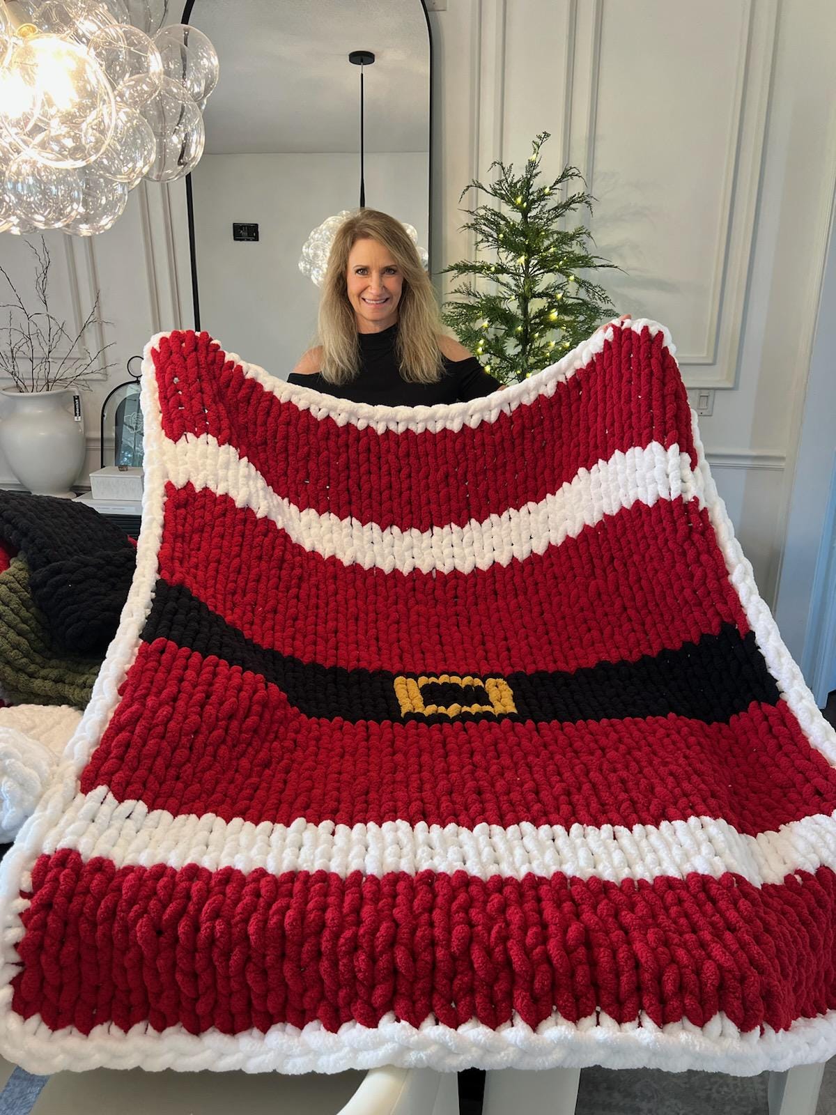 Christmas Santa Belt Blanket Chunky Chenille Hand Knitted Jumbo Blanket ...