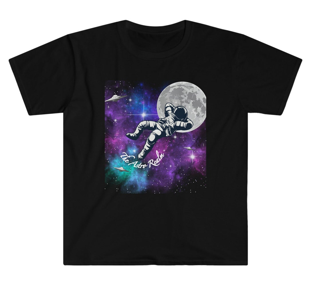 Astronaut in Space -graphic Tee - Etsy