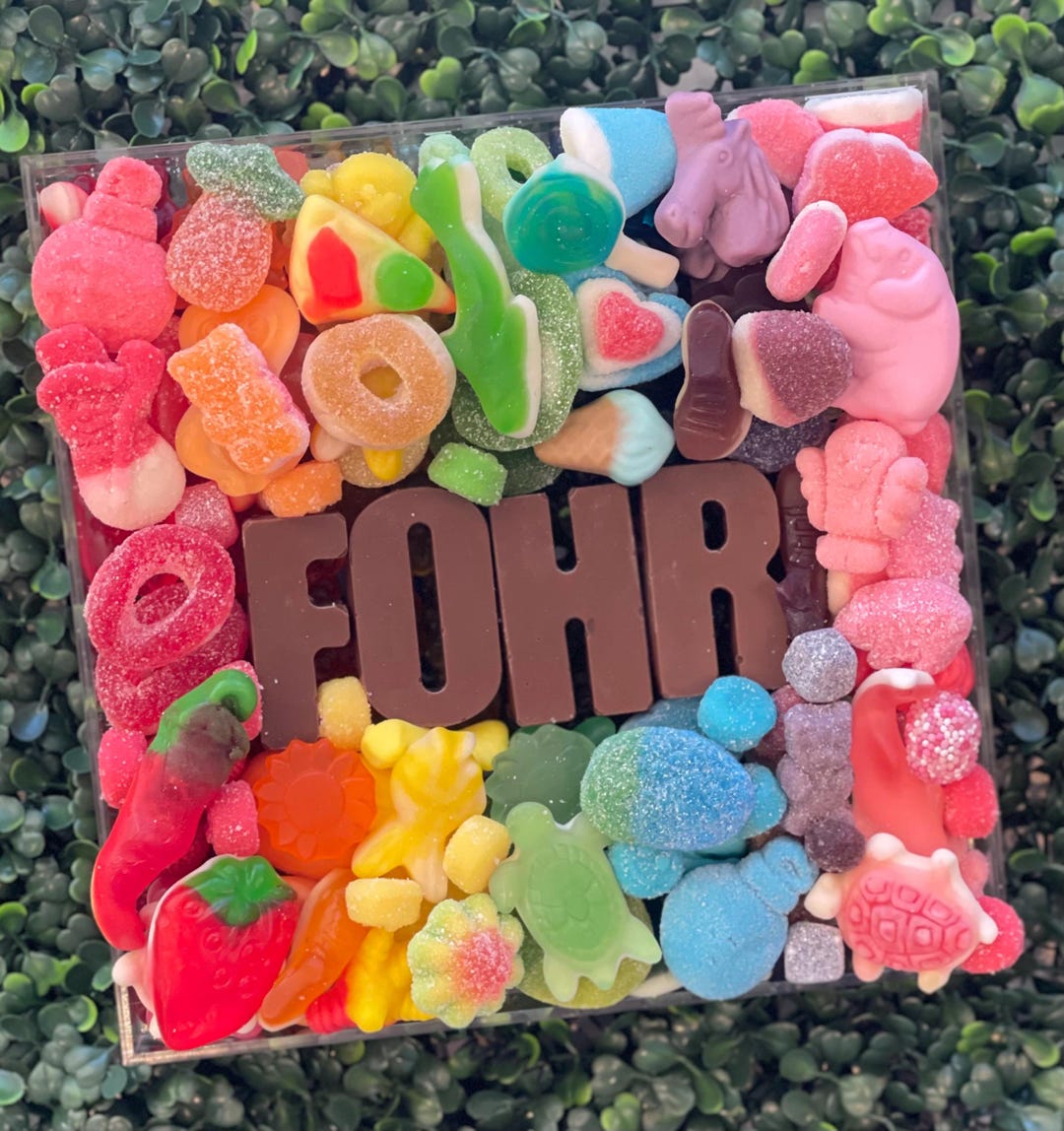 Customized Corporate Chocolate & Gummy Gift Boxes - Etsy