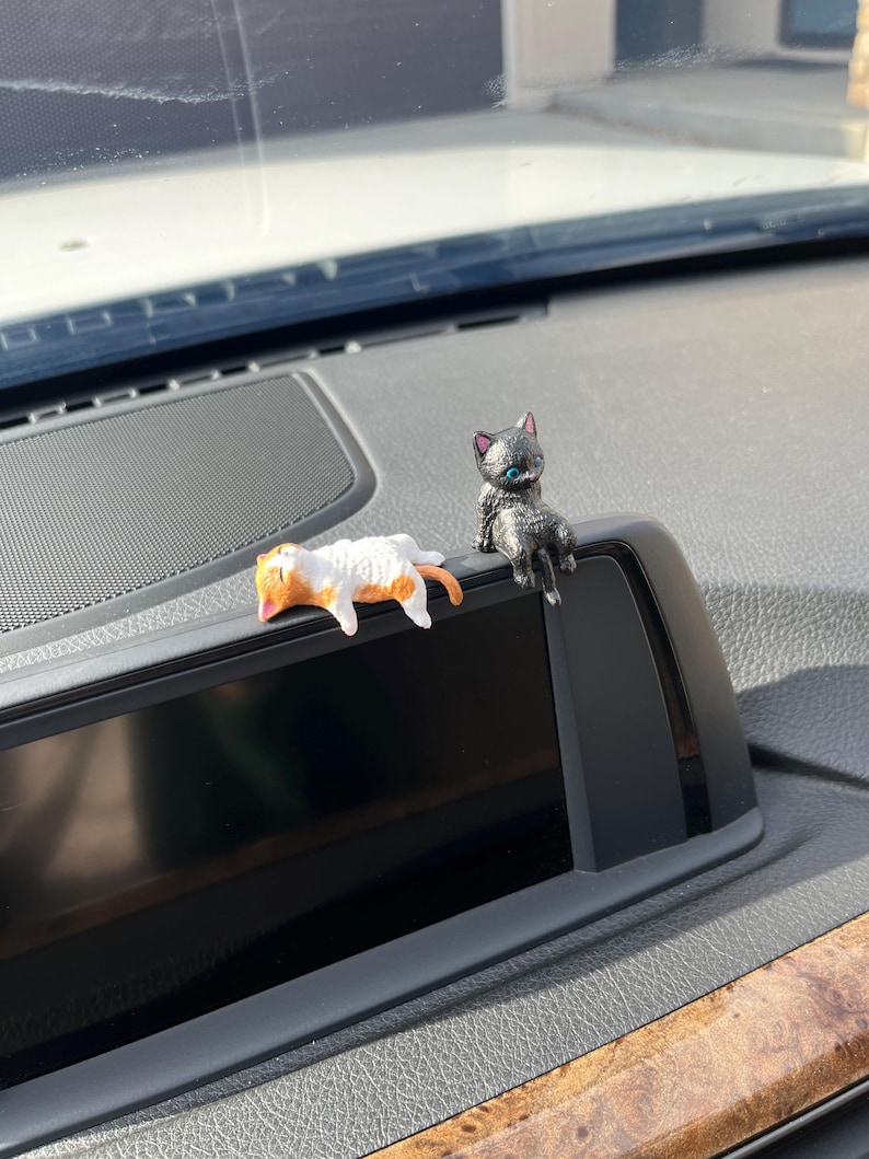 Chill Cats Mini Figurines 2.0 | Cute Toy | Laptop, Keyboard, Car ...
