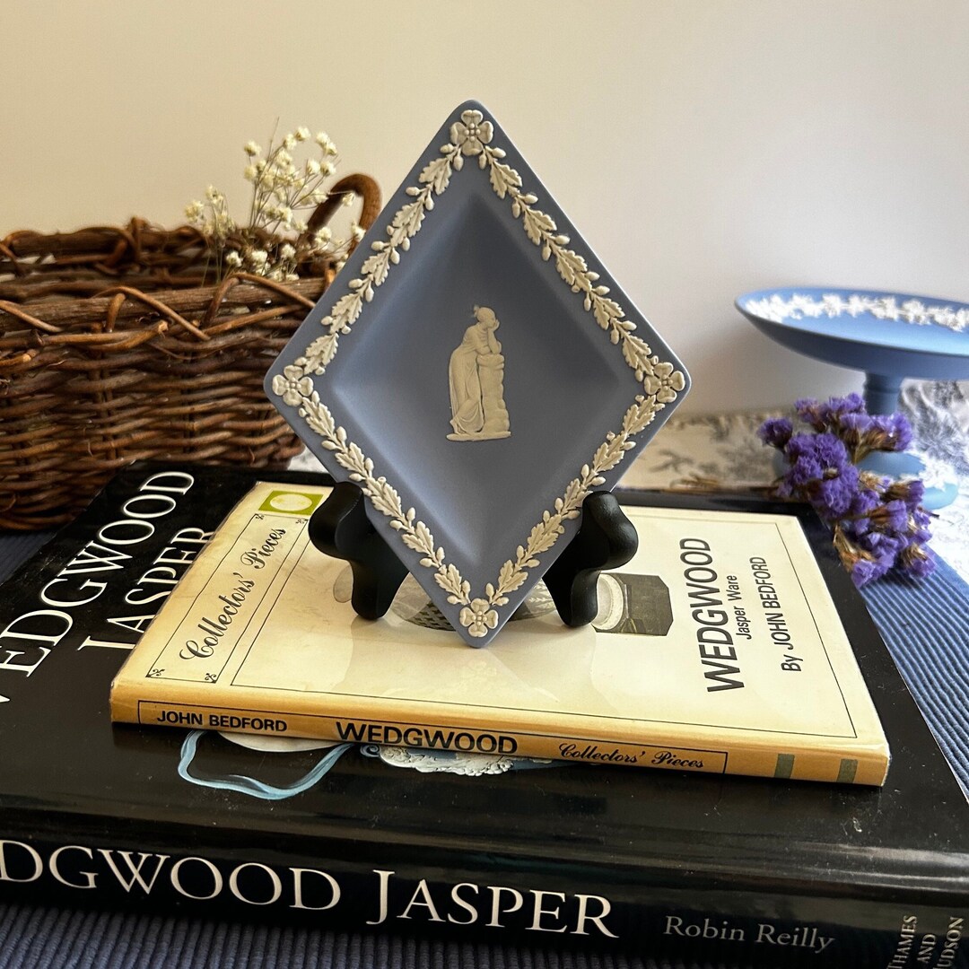 Vintage Wedgwood Jasperware Diamond Trinket / Pin Dish - Etsy