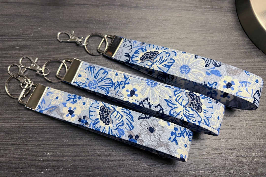 6" Blue Flowers Key Fob for Nurses, Key Fob for Teachers, Wristlet ...