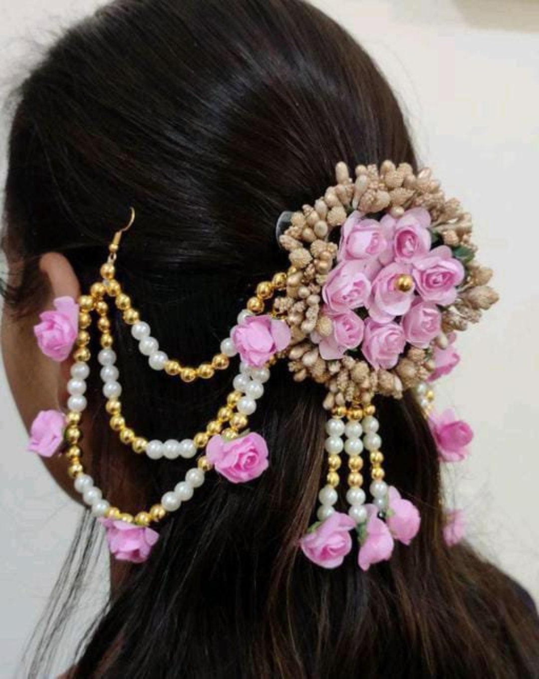 Artificial Mogra Roses Pearls Gajra Hair Juda Chain, Wedding Gajra Bun ...
