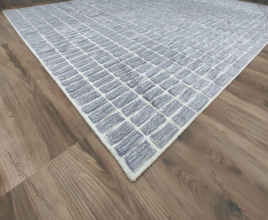 Hand Tufted Capitola Sky Blue Textured Solid Wool Handmade Area Rug ...